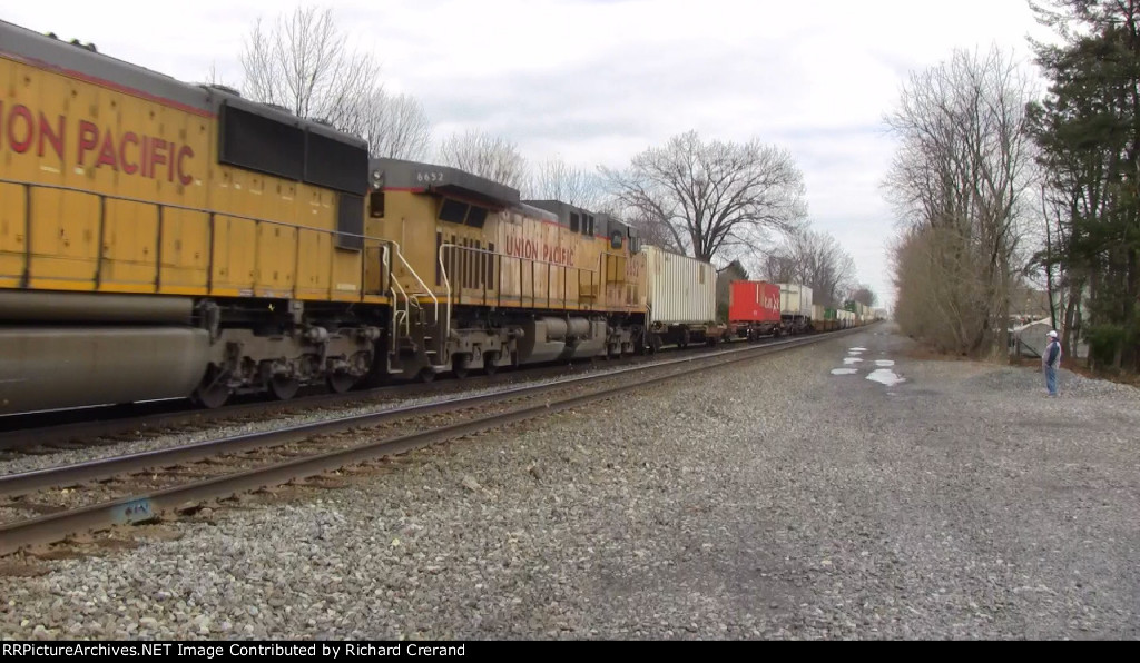 Union Pacific C44Ac 6652 on Norfolk Southern 211
